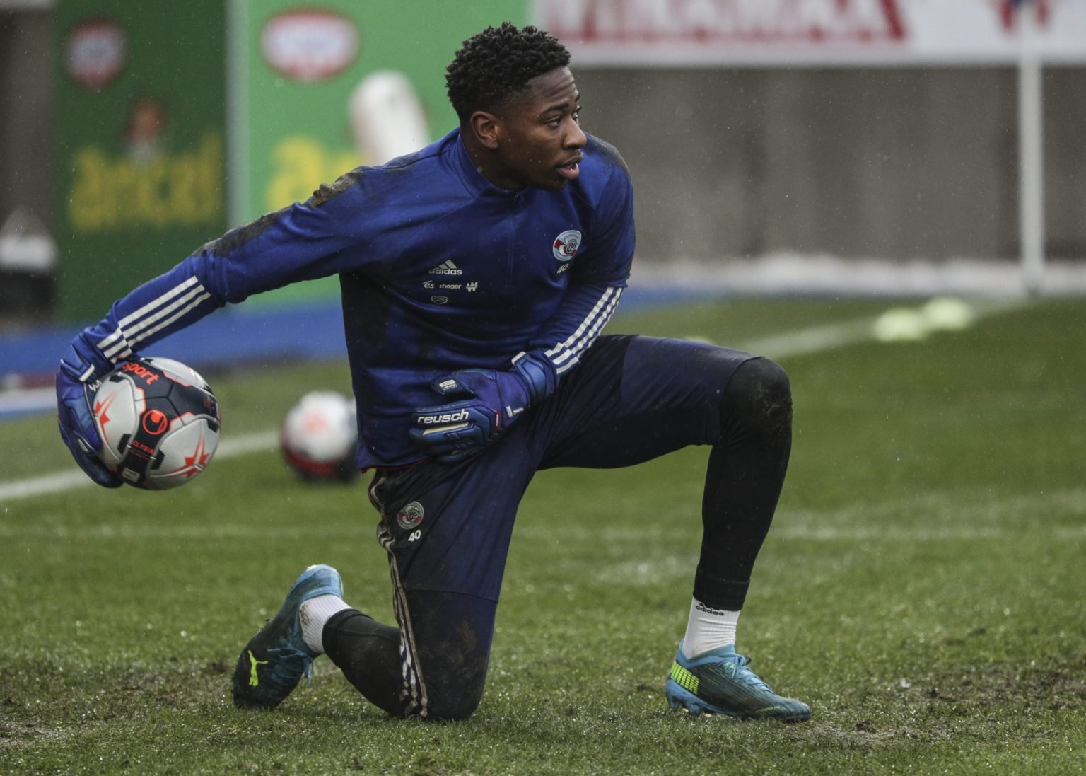 Foot - France : Alexandre Pierre signe son premier contrat ...