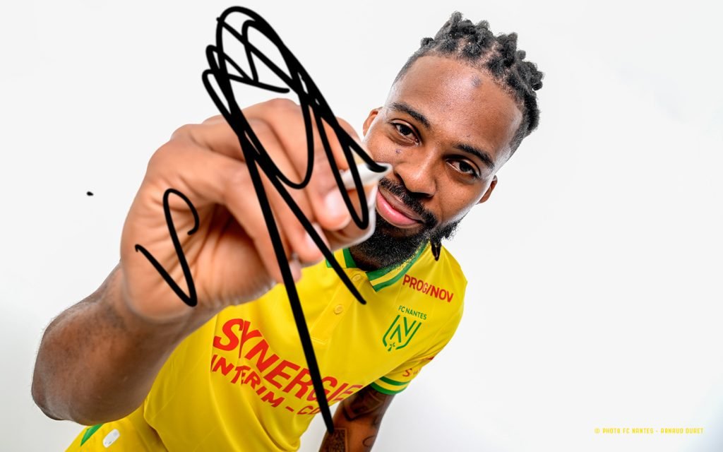 Foot- France: Jean-Kévin Duverne signe au FC Nantes – Haiti-Tempo